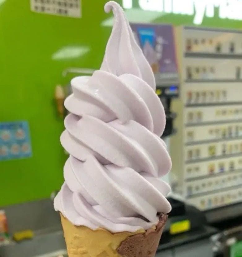 全家藍莓霜淇淋vs7-11可爾必思霜淇淋🍦 - 美食板 | Dcard