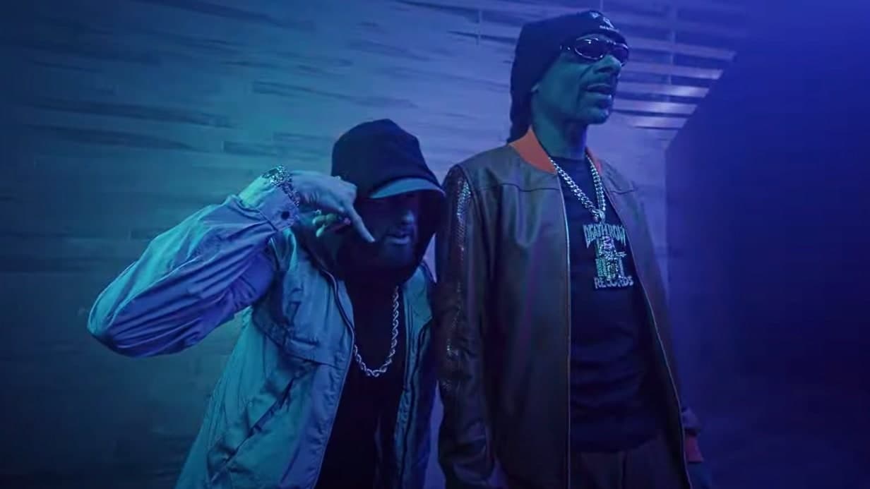 新聞分享：Eminem和Snoop Dogg在新的音樂MV中變成了BAYC角色 - 小烏鴉Ma𝕏 (@soaringcrow) | Dcard