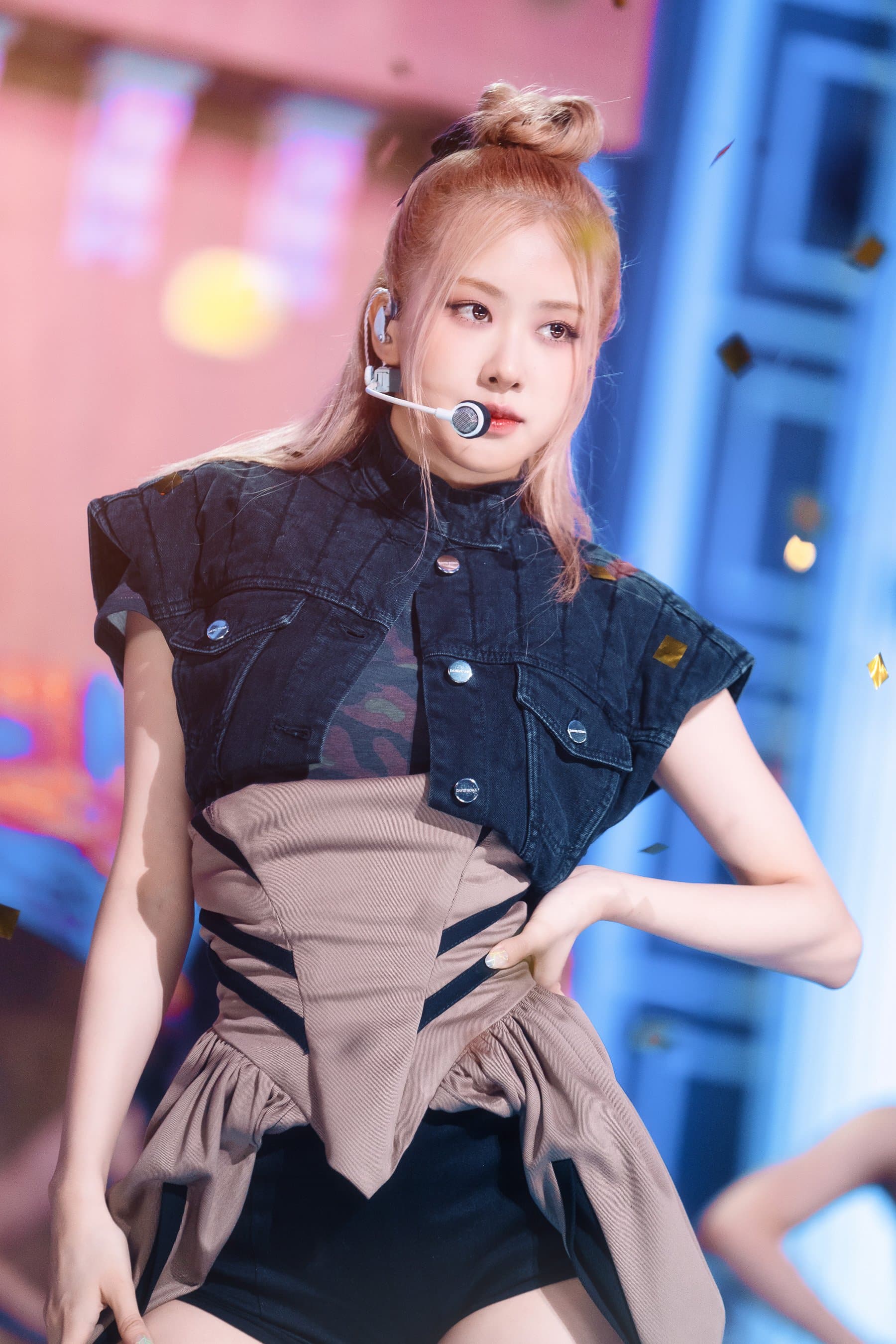 #分享 Rosé 人歌舞台照（圖多） - BLACKPINK板 | Dcard