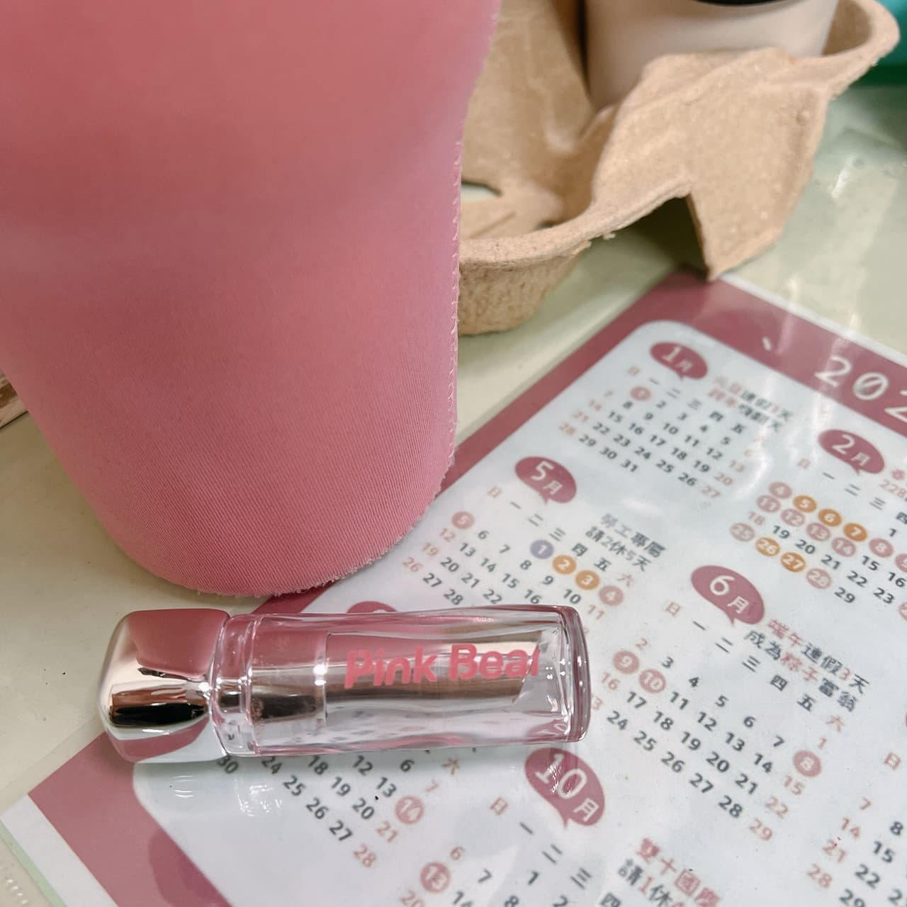 #分享 評價兩極的Pinkbear糖光口紅🩵 - 美妝板 | Dcard