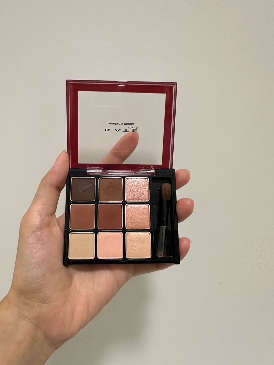 #我要賣 Sofina妝前乳、kate眼影、雪肌精BB霜 - 二手交易板 | Dcard