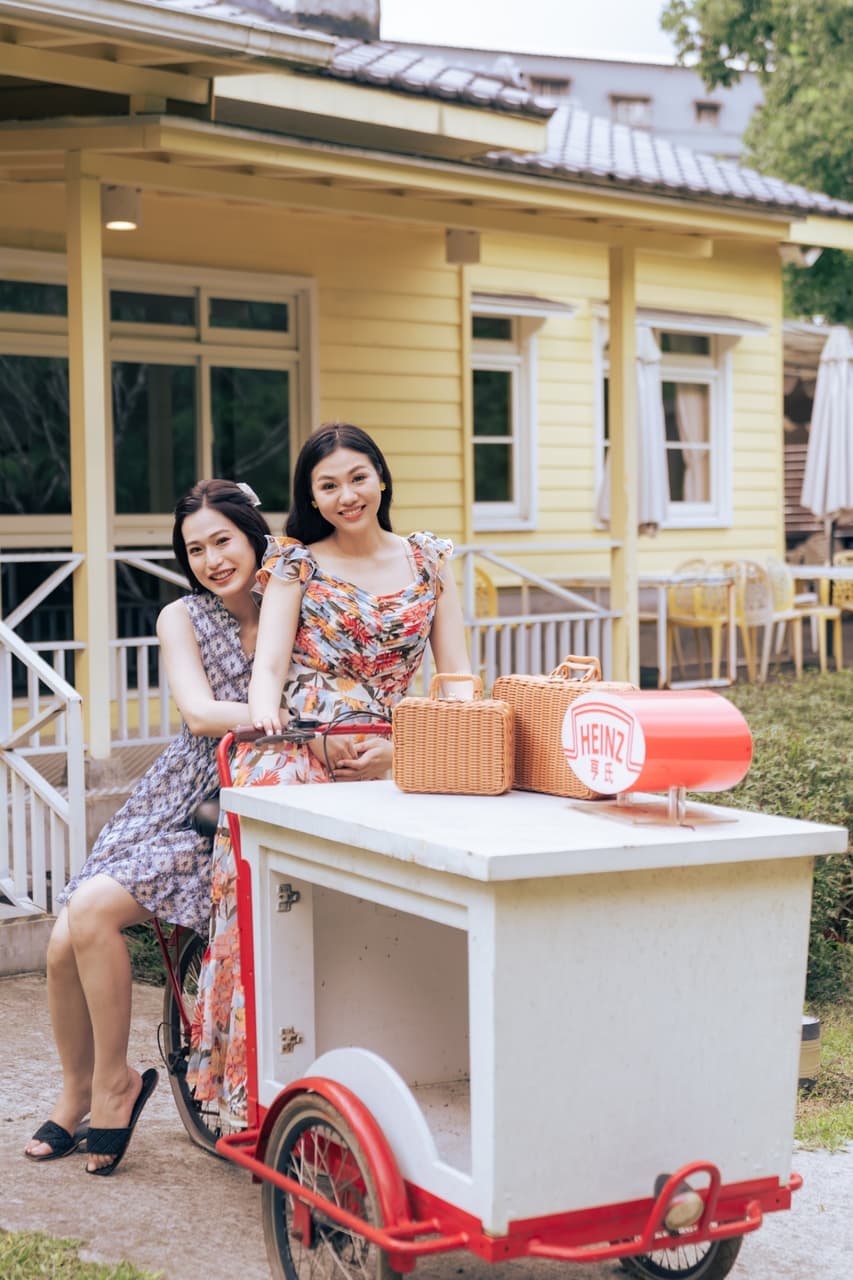 七月外拍婚紗的我們🥵差點沒熱死 - 彩虹板 | Dcard