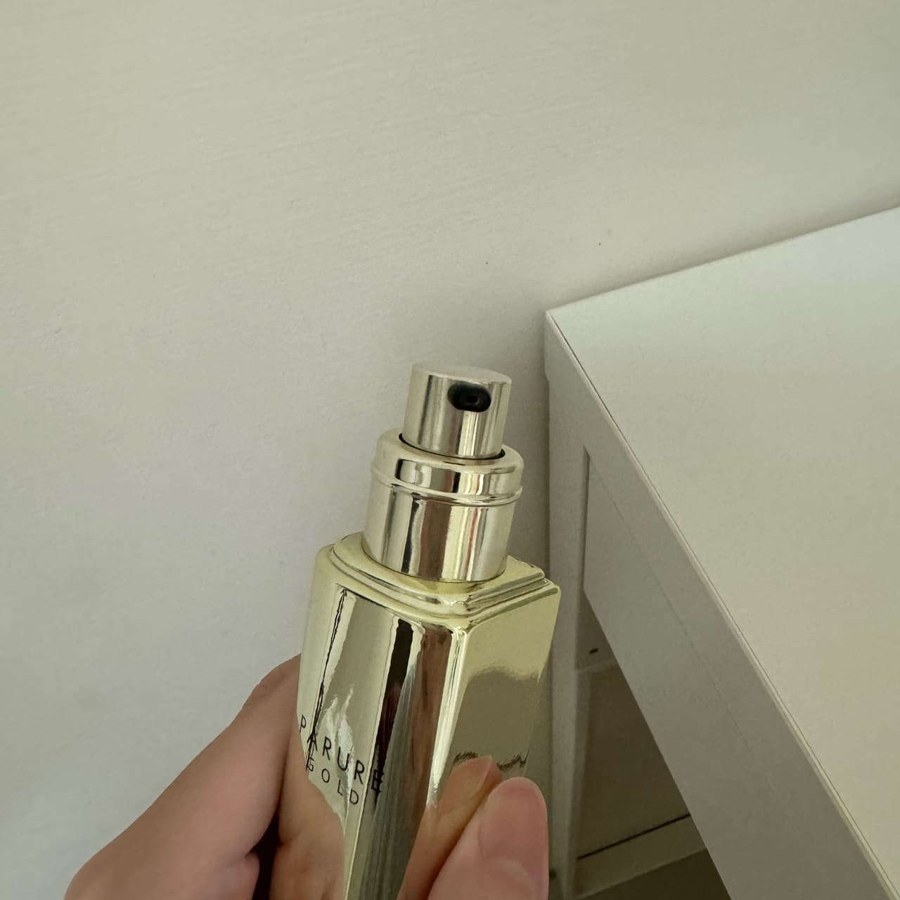 #已贈出 嬌蘭24K粉底液 色號00 已過期 - 贈物板 | Dcard