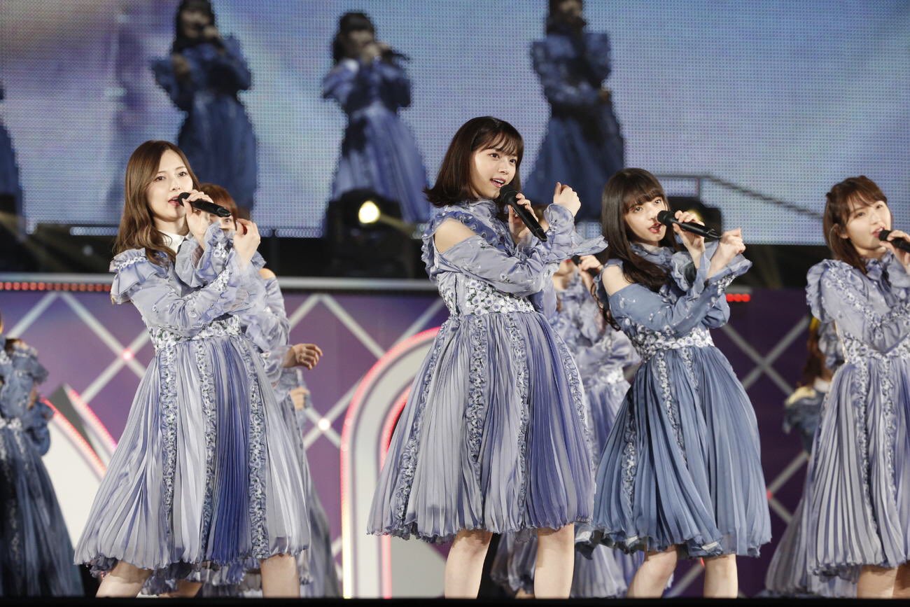 乃木坂46 7週年演唱會衣裝① Ej02140508的創作 巴哈姆特