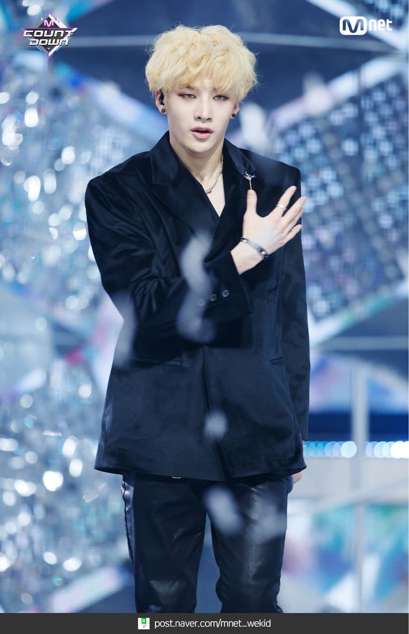 #分享 Stray Kids 📸 M Countdown🍀舞台照整理 - Stray Kids板 | Dcard
