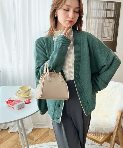 #我要賣 全新日本正牌！Classical Elf 撞色針織外套（已售出） - 二手交易板 | Dcard