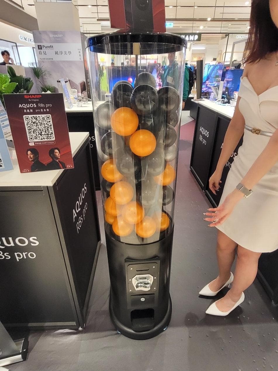 #分享 新光A8夏普快閃店XLED體驗 - 視聽設備板 | Dcard