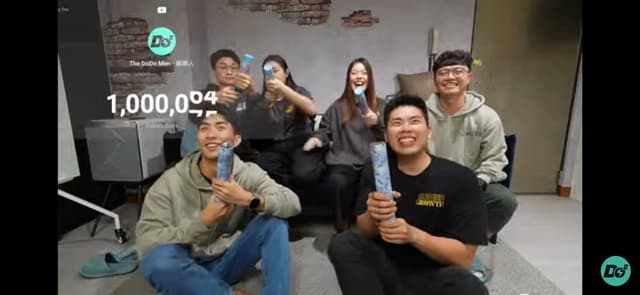 恭喜Dodomen 彎道超車上班不要看 - YouTuber板 | Dcard