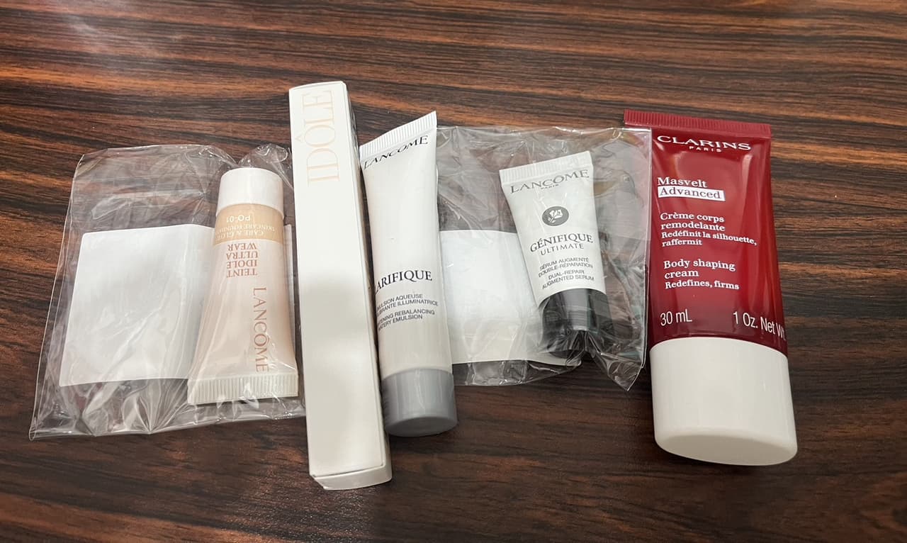 #我要賣 週慶完專櫃品項小出清(以蘭蔻嬌蘭為主，正貨小樣皆有，盡量甜甜價了~) - 滿玥玥 (@likefeng) | Dcard