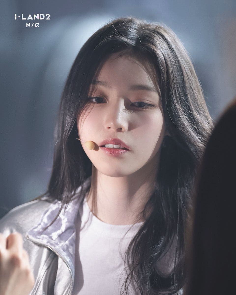 #分享 i-land2 ｜ Jeong Saebi 征服全宇宙的寶藏女孩 - 追星板 | Dcard