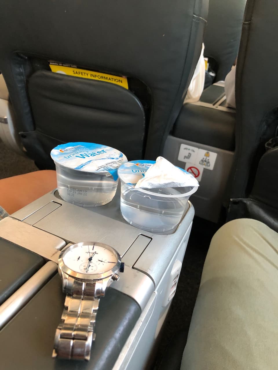 #飛行紀錄 酷航Scoot TR896 SIN-TPE 商務艙 - 航空板 | Dcard