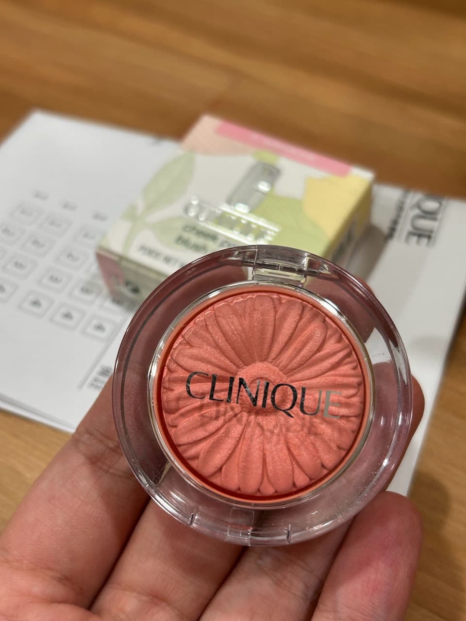 #我要賣 已售出 #我要賣 倩碧腮紅#08 甜瓜橘melon pop 送紫晶卸妝膏15ml - 二手交易板 | Dcard