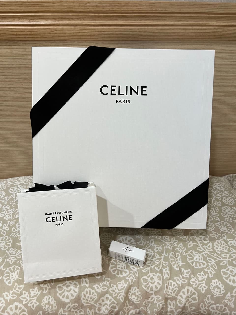 #開箱 Celine AVA TRIOMPHE 腋下包 - 精品板 | Dcard