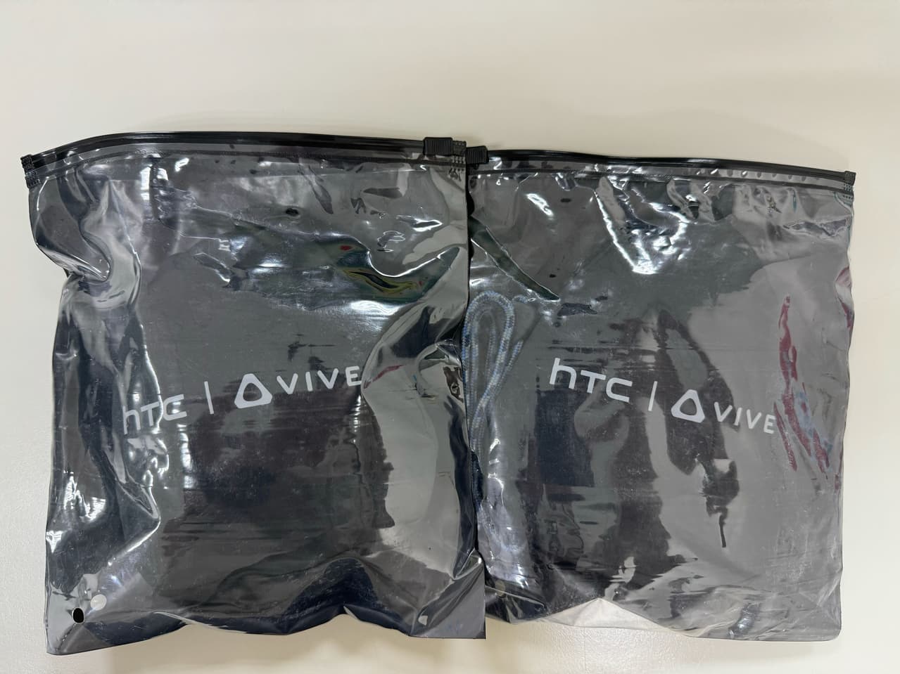 #我要賣 （售出）HTC VIVE雙面抗UV機能帽PLUS - 二手交易板 | Dcard