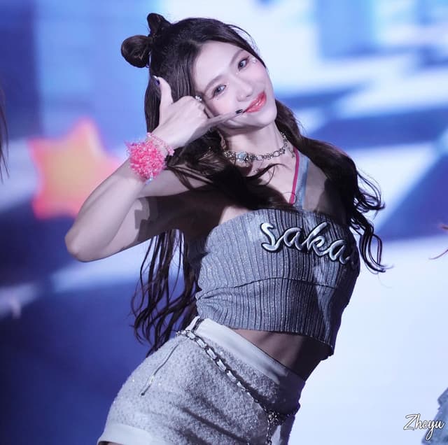 #分享 PINK FUN高雄夢時代跨年飯拍直拍整理 - 追星板 | Dcard