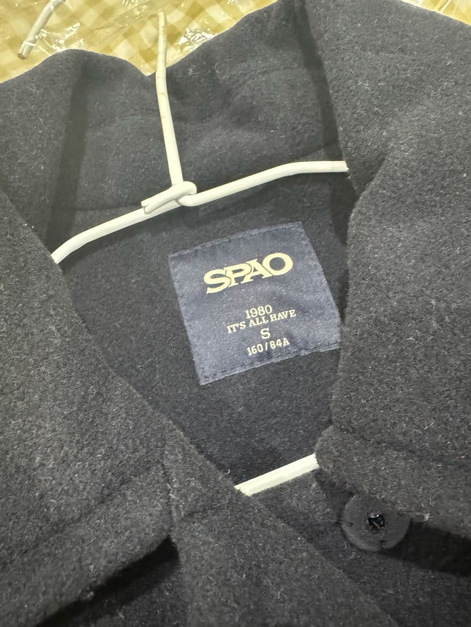 #我要賣 Spao 牛角扣大衣 - 二手交易板 | Dcard