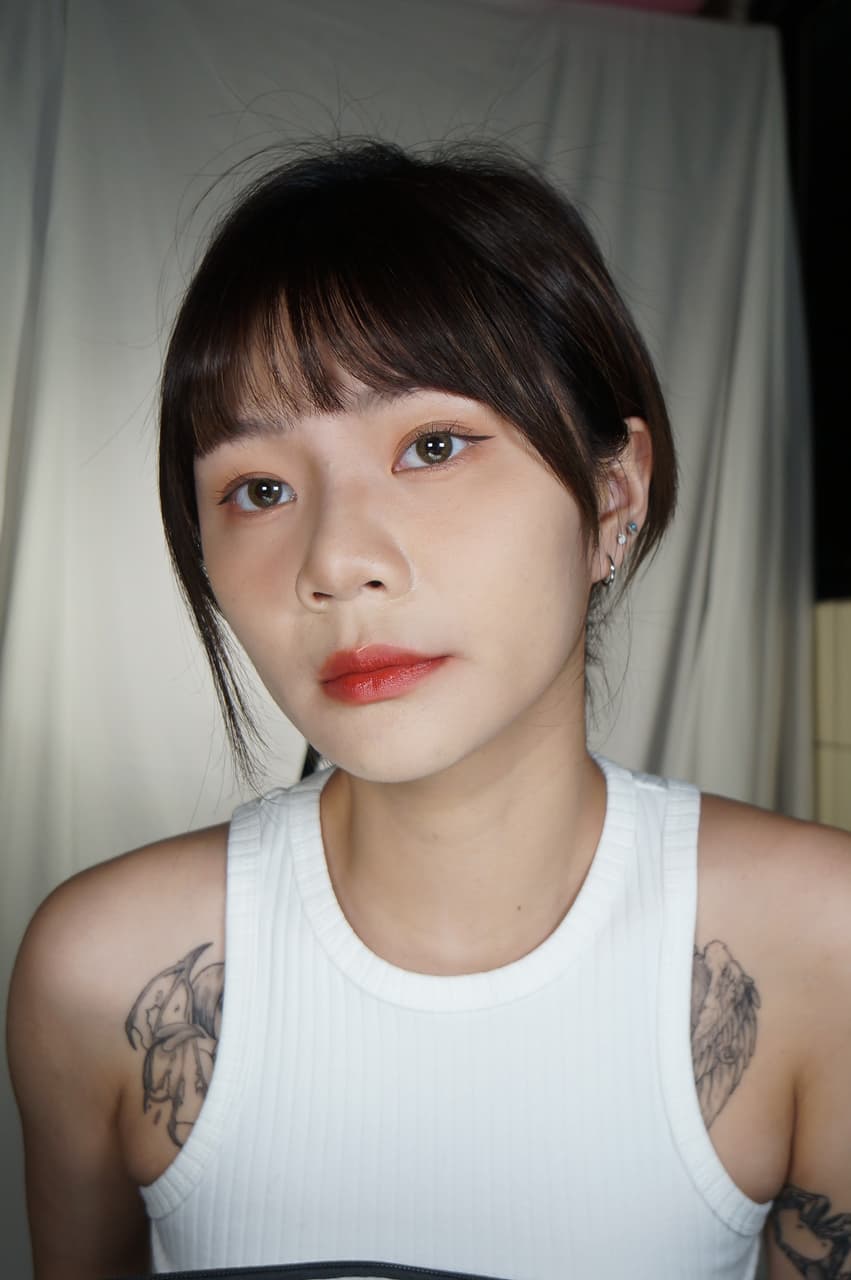 浮出水面跟各位說聲午安 - Van (@van.vanmake) | Dcard