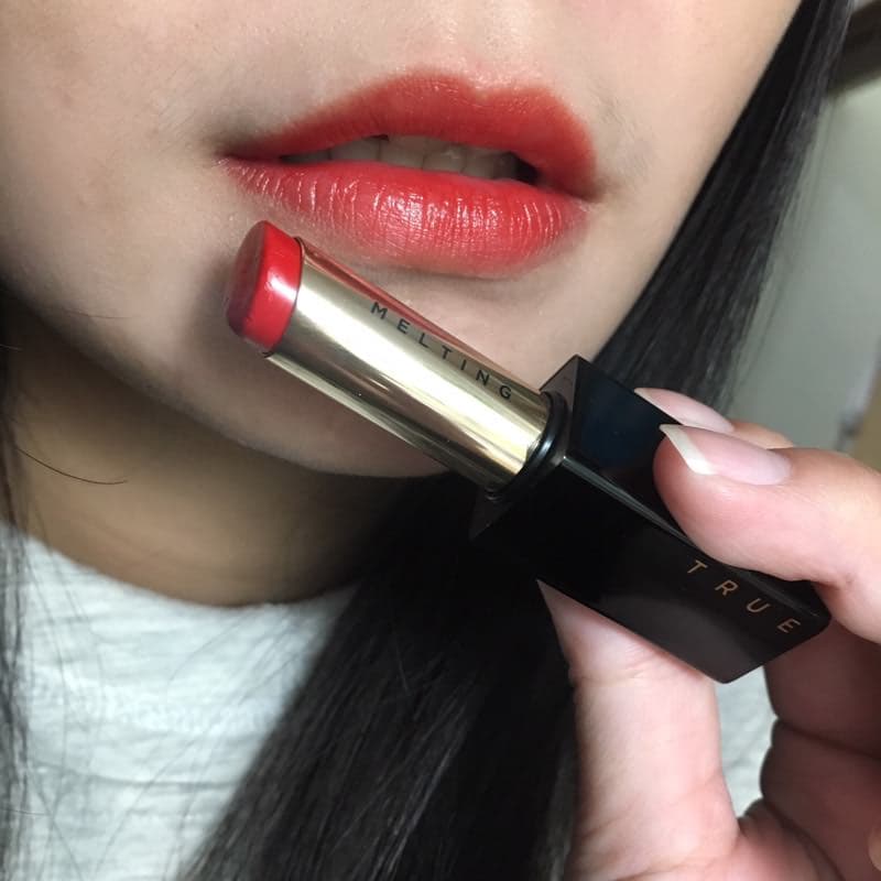 #試色 apieu黑管磁扣唇膏rd02 - 美妝板 | Dcard