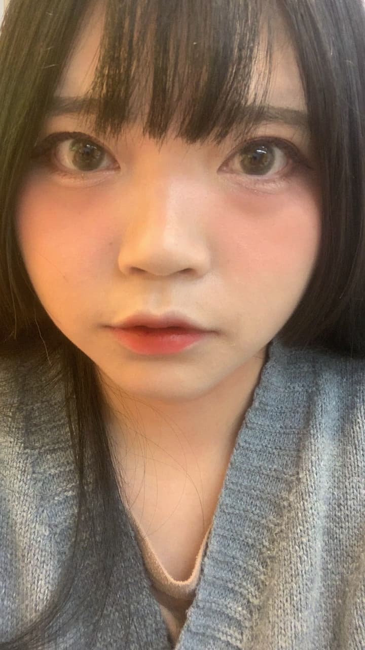 #分享#透明系溫柔感～Candy Magic雪霧藍灰 - 隱形眼鏡板 | Dcard