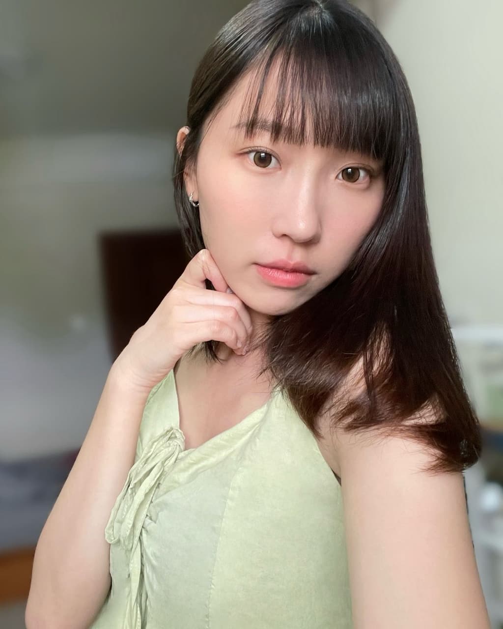 喜歡小直徑自然隱眼的這篇請收藏ⱴ(˙ᵋ ˙ⱴ ) - 炙燒起司鮮蝦 (@yujing.) | Dcard