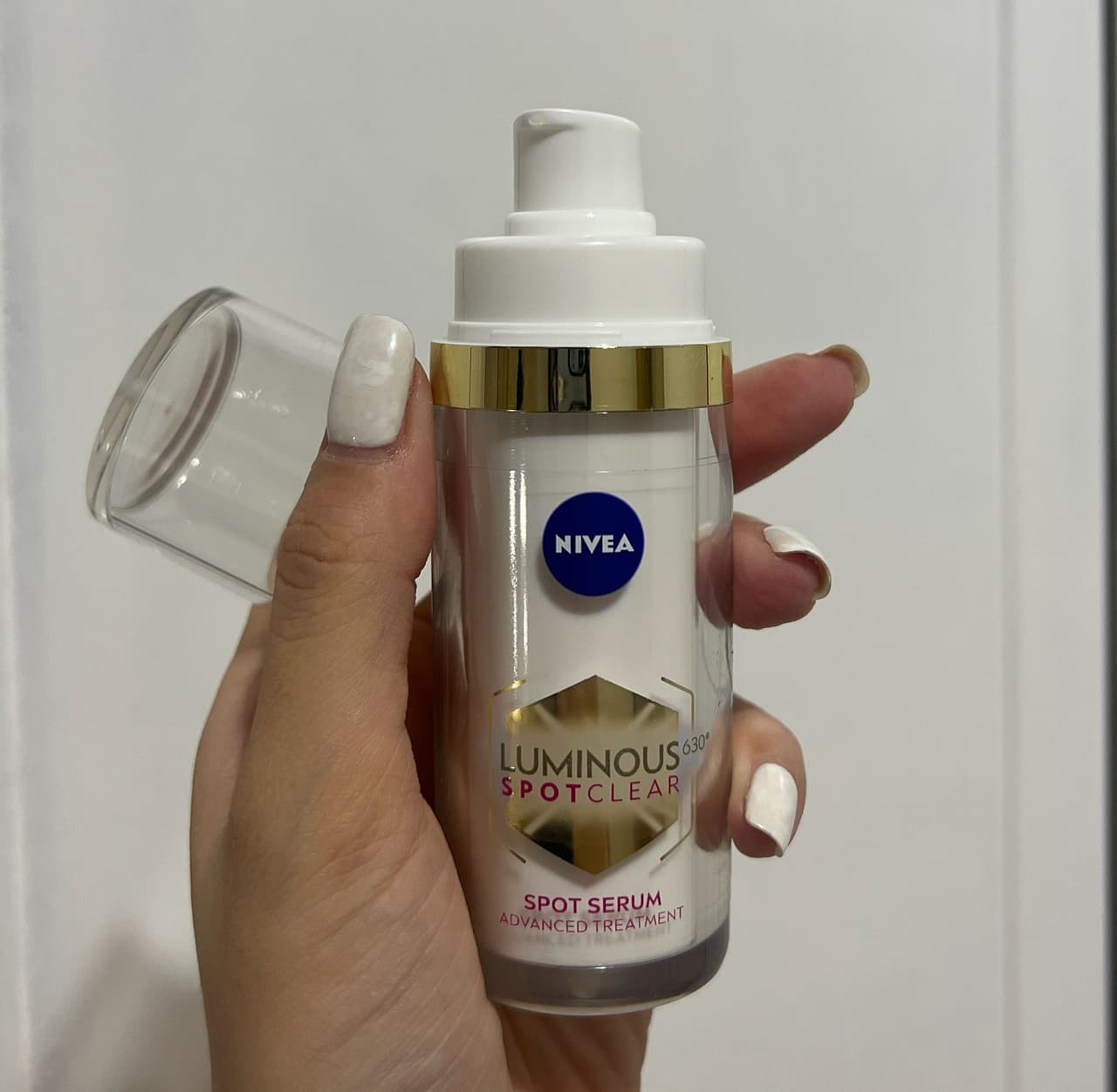 NIVEA 妮維雅 L630淡斑煥白精華淡化痘疤有感 - 贊助板 | Dcard