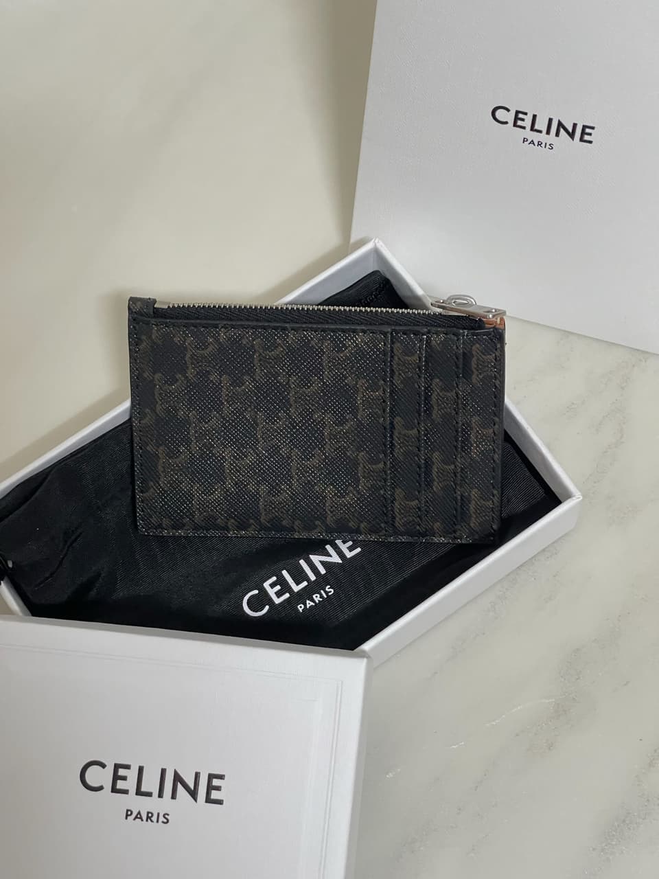 #我要賣 我要賣LV零錢包 & Celine零錢包（全新） - 二手交易板 | Dcard