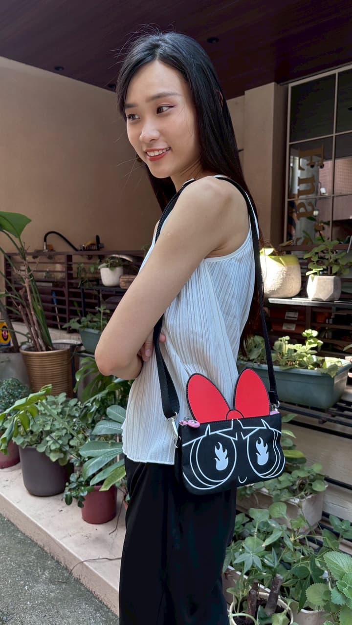 可愛警報🔥Kipling 聯名飛天小女警💗多款隨身小包、輕量包包推薦 - Kipling Taiwan (@kipling_taiwan) | Dcard