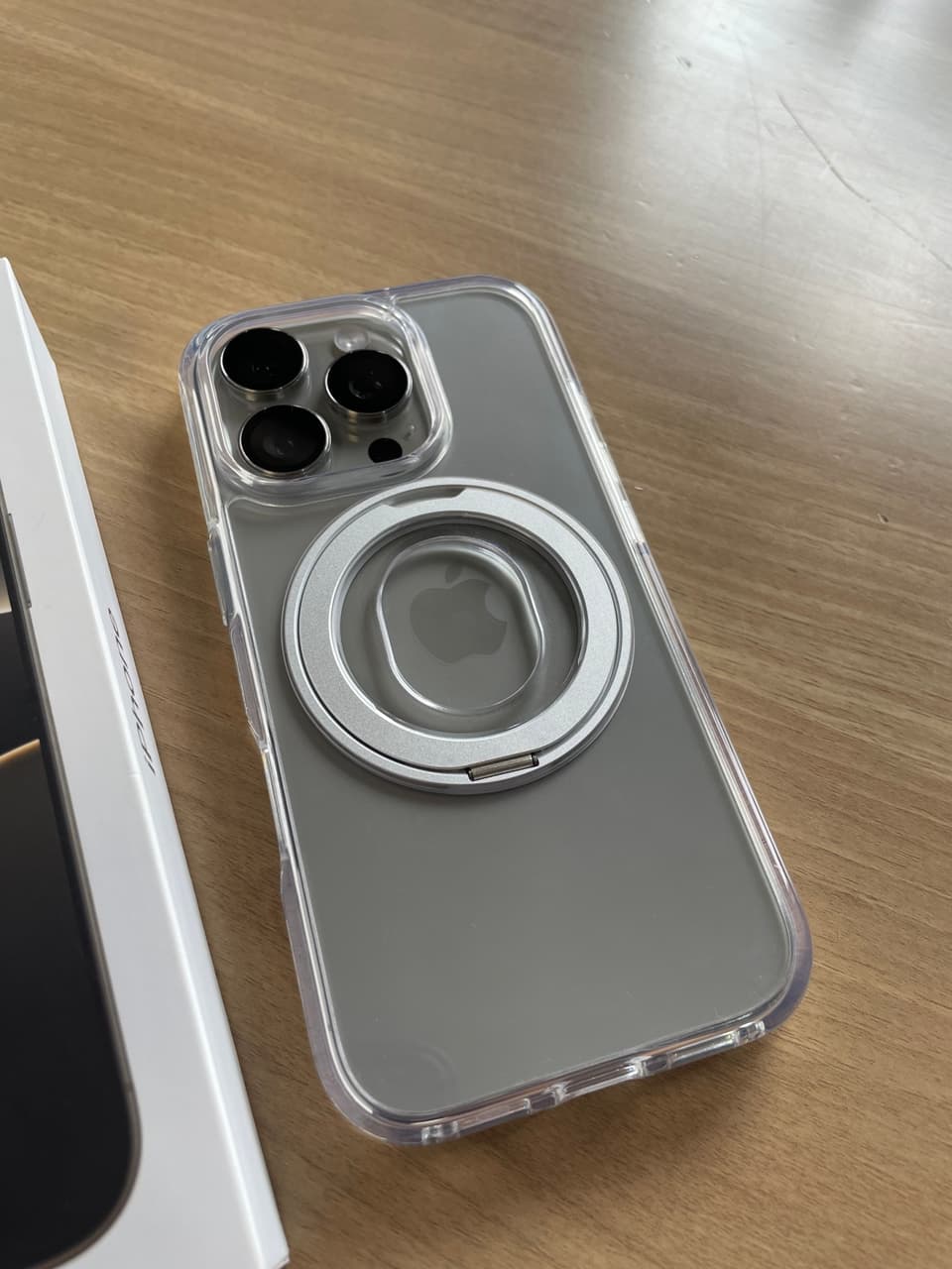 i16 pro 鈦原色開箱簡易心得＋配件分享 - 3C板 | Dcard