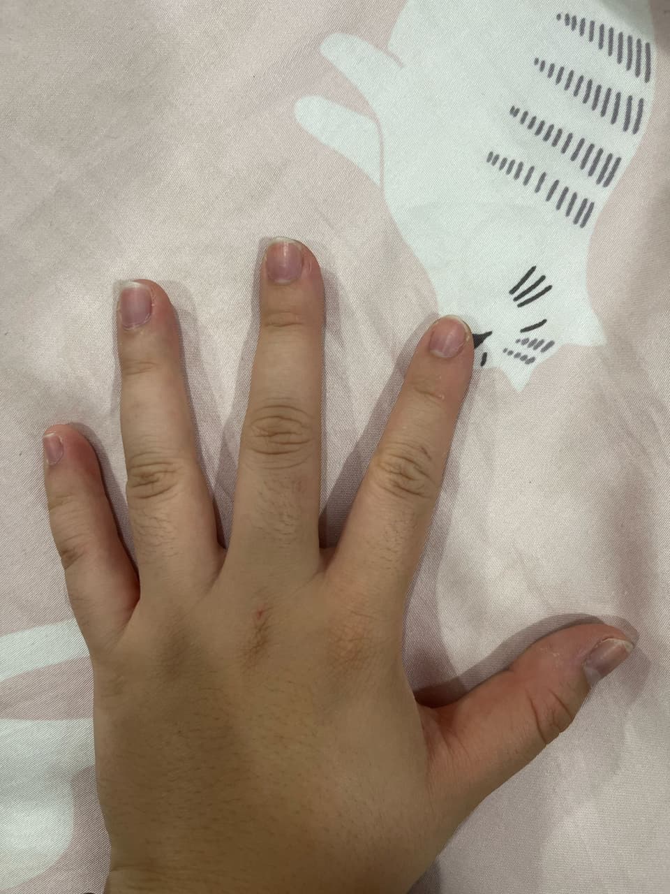 問題 這樣的指甲去做美甲會被美甲師嫌棄嗎? 美甲板 Dcard