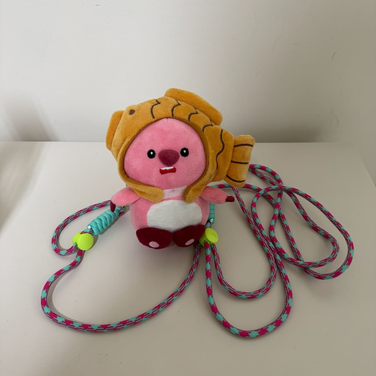 #我要賣 Loopy手機斜背掛繩 - 二手交易板 | Dcard