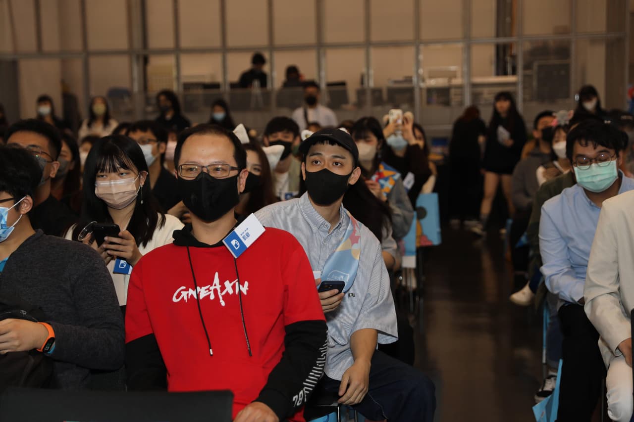 【創作者活動】| 三大油土伯來到現場？ | #D浪來潮 - Dodson (@iam_dodson) | Dcard