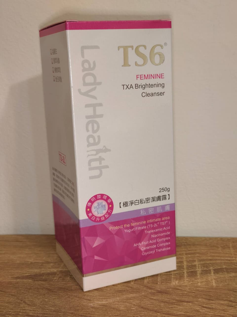 #評價 淡淡清花香的TS6-極淨白私密潔膚露 - 美妝板 | Dcard