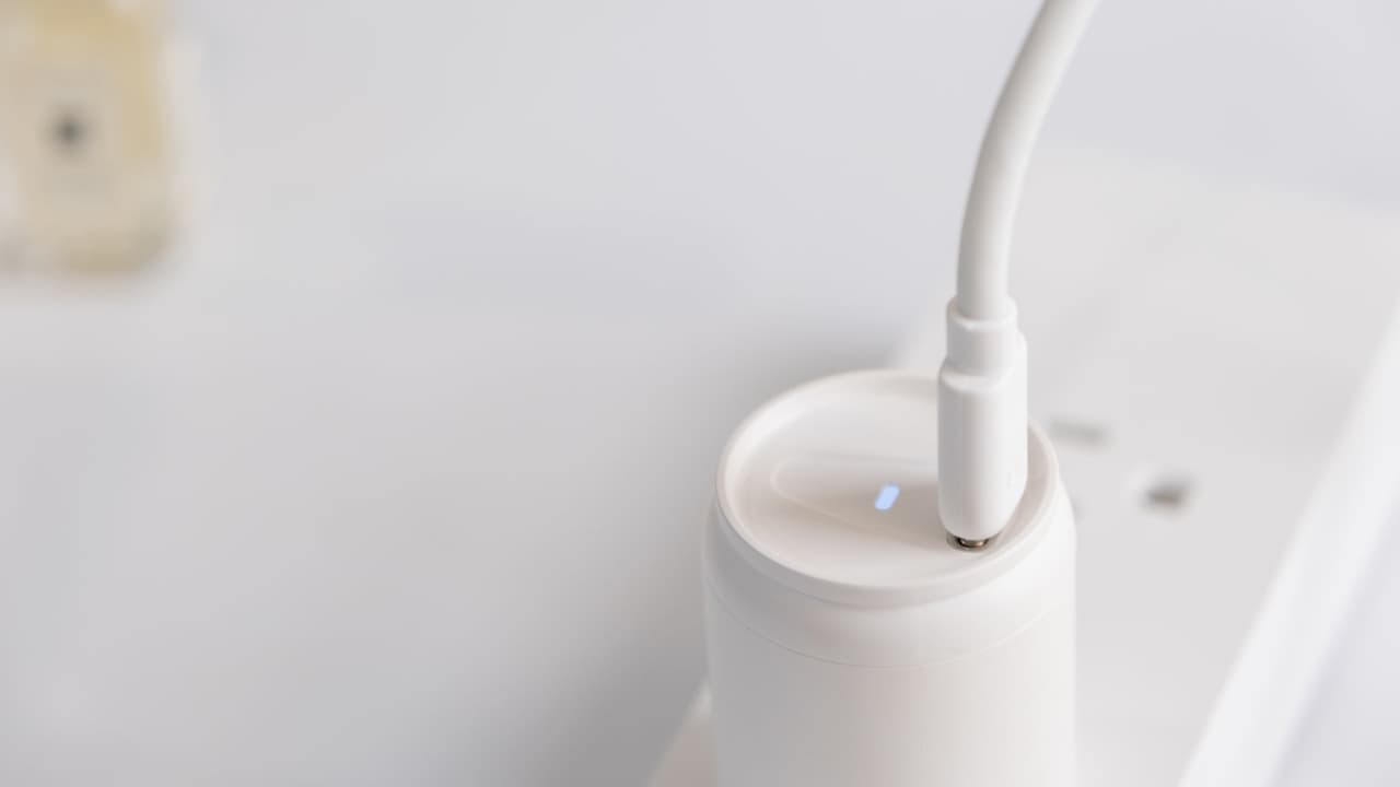 UIBI｜20W 小可樂快充 - 3C板 | Dcard