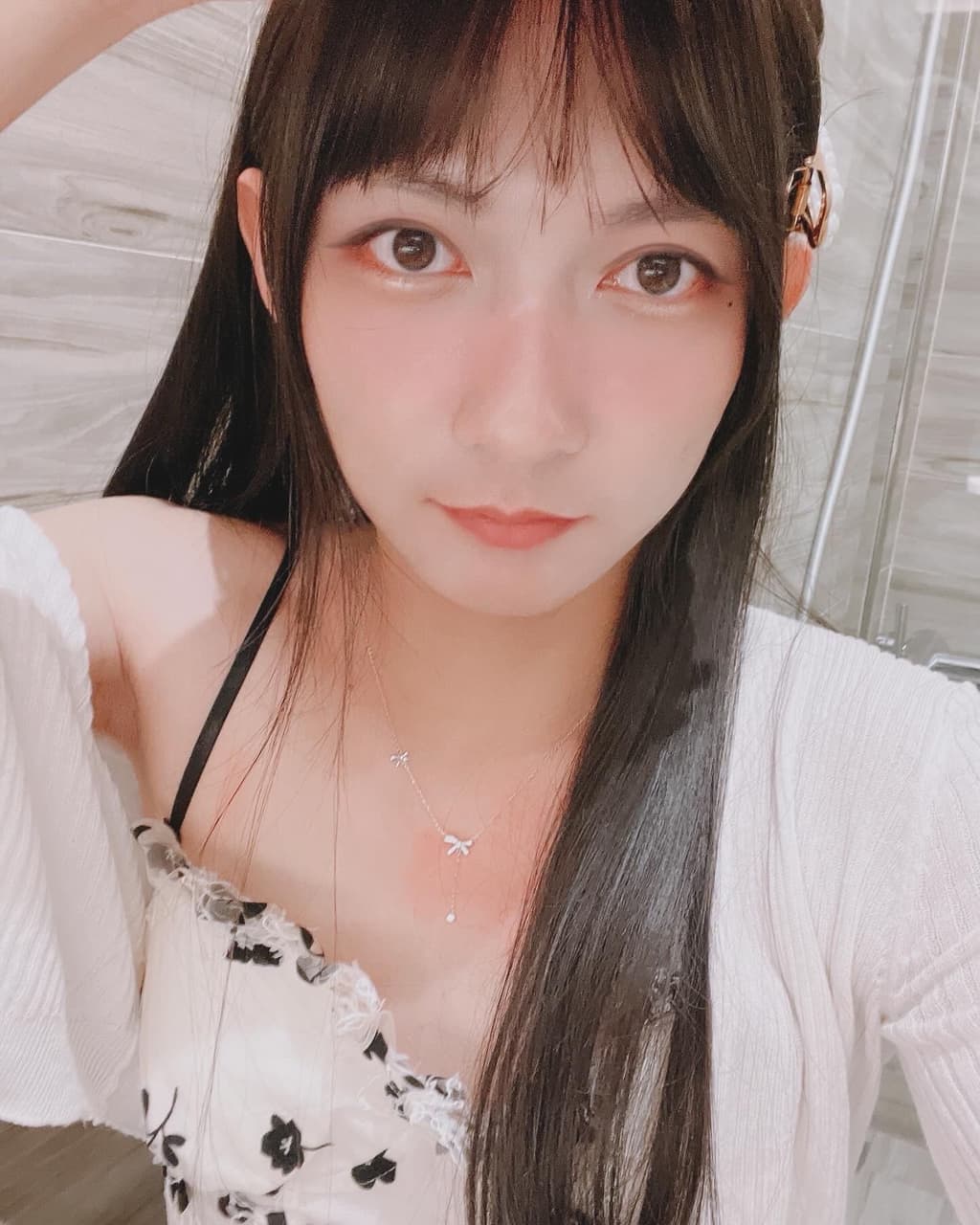 分享一下過年跟朋友的合照～ - 偽娘板 | Dcard