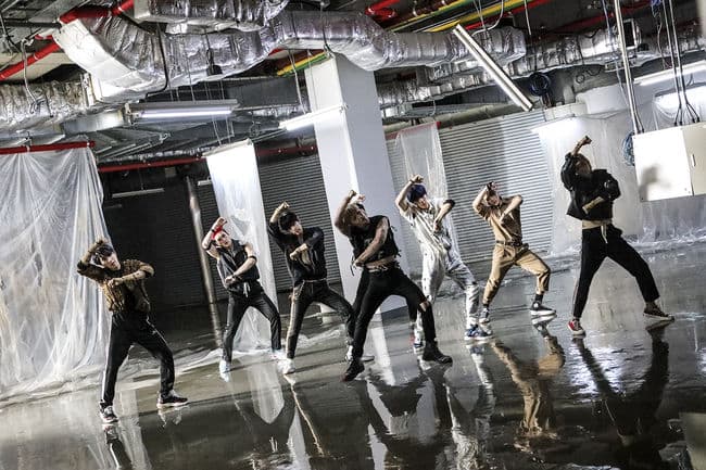 想續攤嗎？進來吧‼️ Stray Kids "Back Door"🚪🔙回歸 - B296 留言 | Dcard