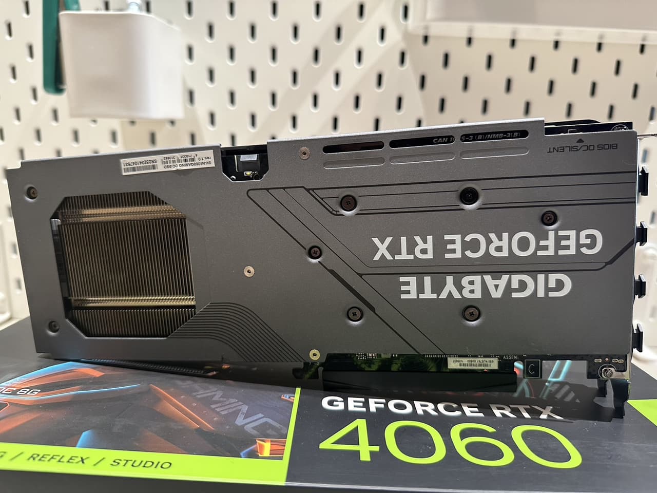 #開箱 G排 GeForce RTX 4060 Gaming OC 8G - 3C板 | Dcard