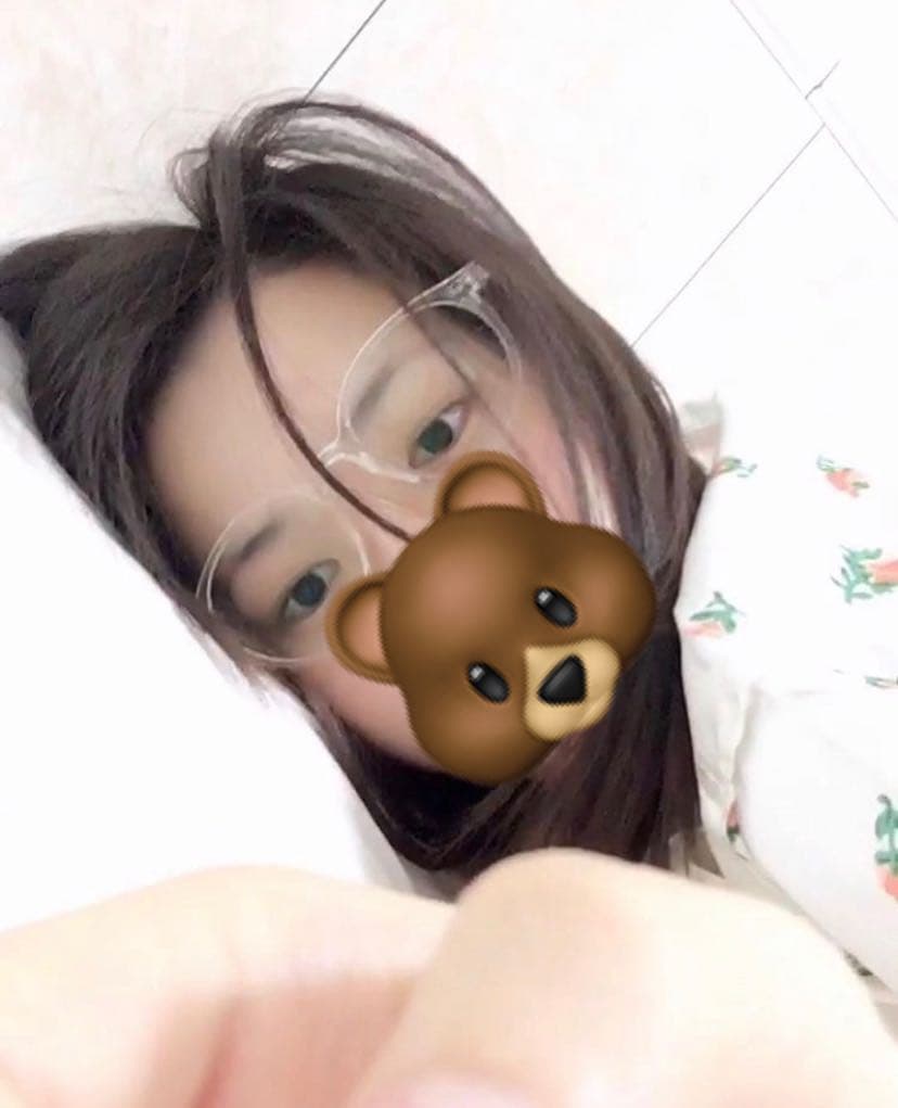 透明眼鏡超好看欸 - B56 留言 | Dcard