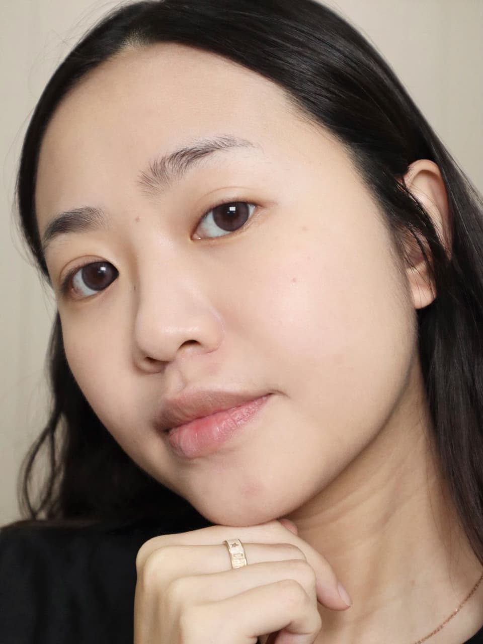 #讓妝感持久度增加的保濕透亮妝前乳🥇 feat. NARS - 口天小姐 (@cotin_makeup) | Dcard