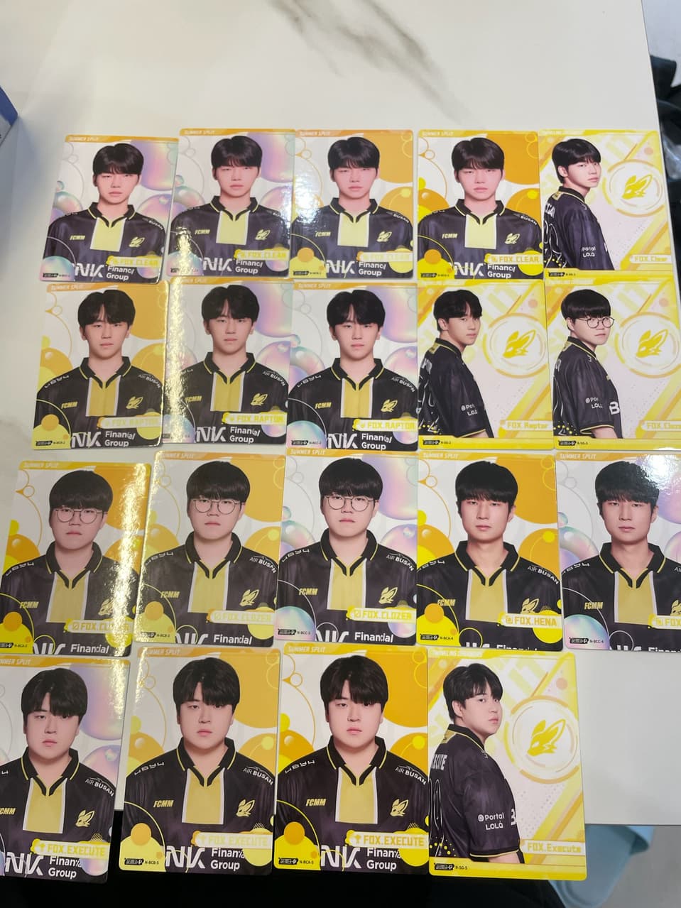 #我要賣 星火逐夢 LCK 小卡 T1 HLE KT FOX - 二手交易板 | Dcard