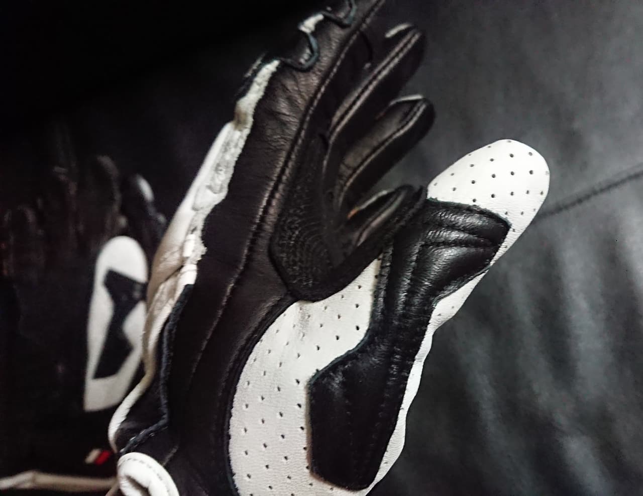 #人身部品 人身部品 Kushitani Air GPS (K-5340) 開箱心得 - 重機板 | Dcard