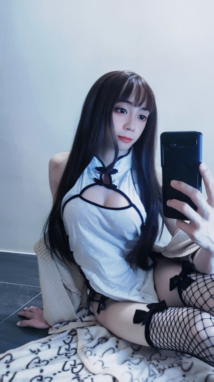 新的一年小小更新一下 - 妤妤 (@dd10_29) | Dcard