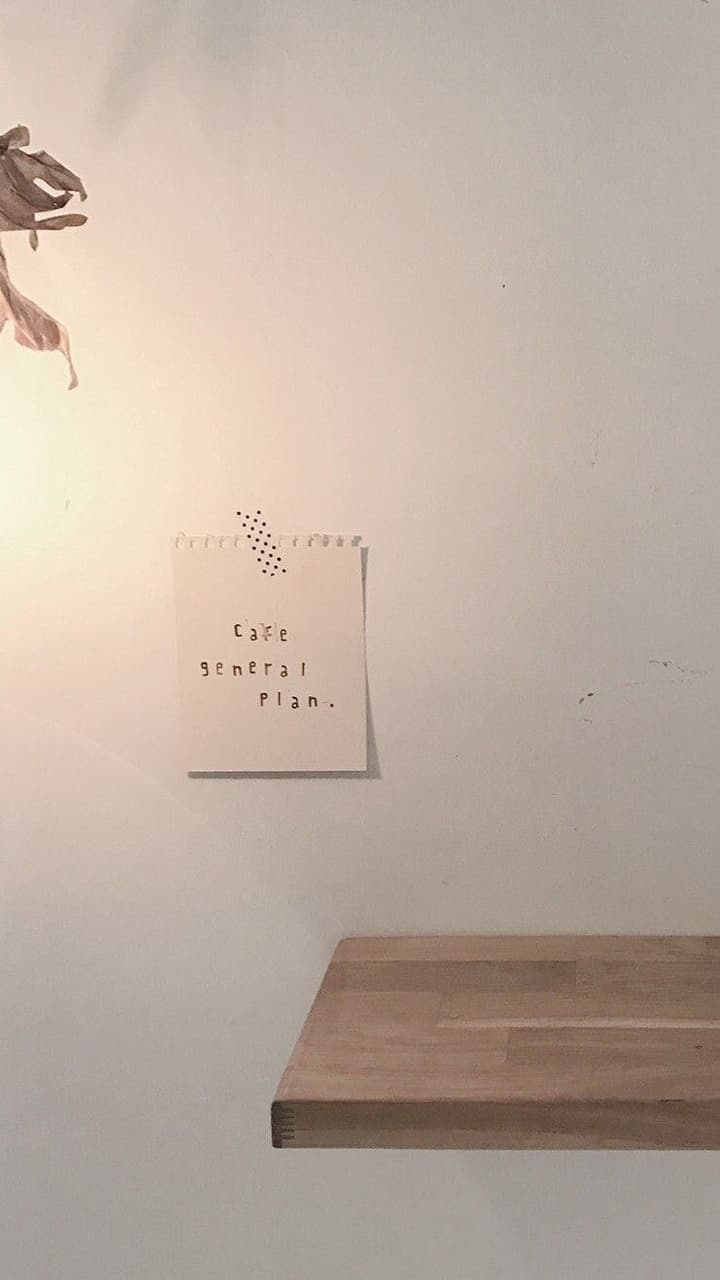 桌布分享 簡約桌布 女孩板 Dcard