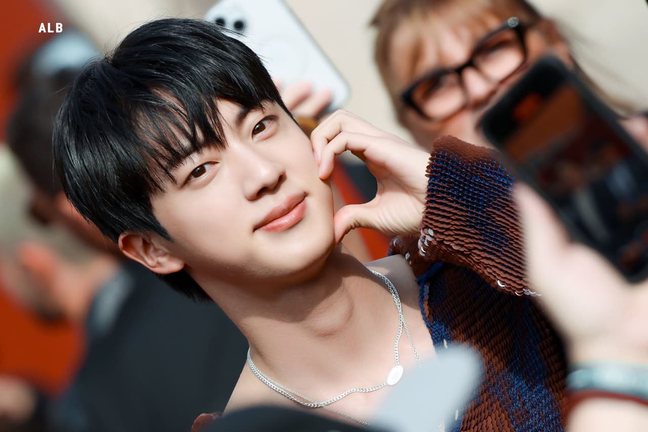 #討論 金碩珍來了！！！蘭芝新代言人💜 - 美妝板 | Dcard