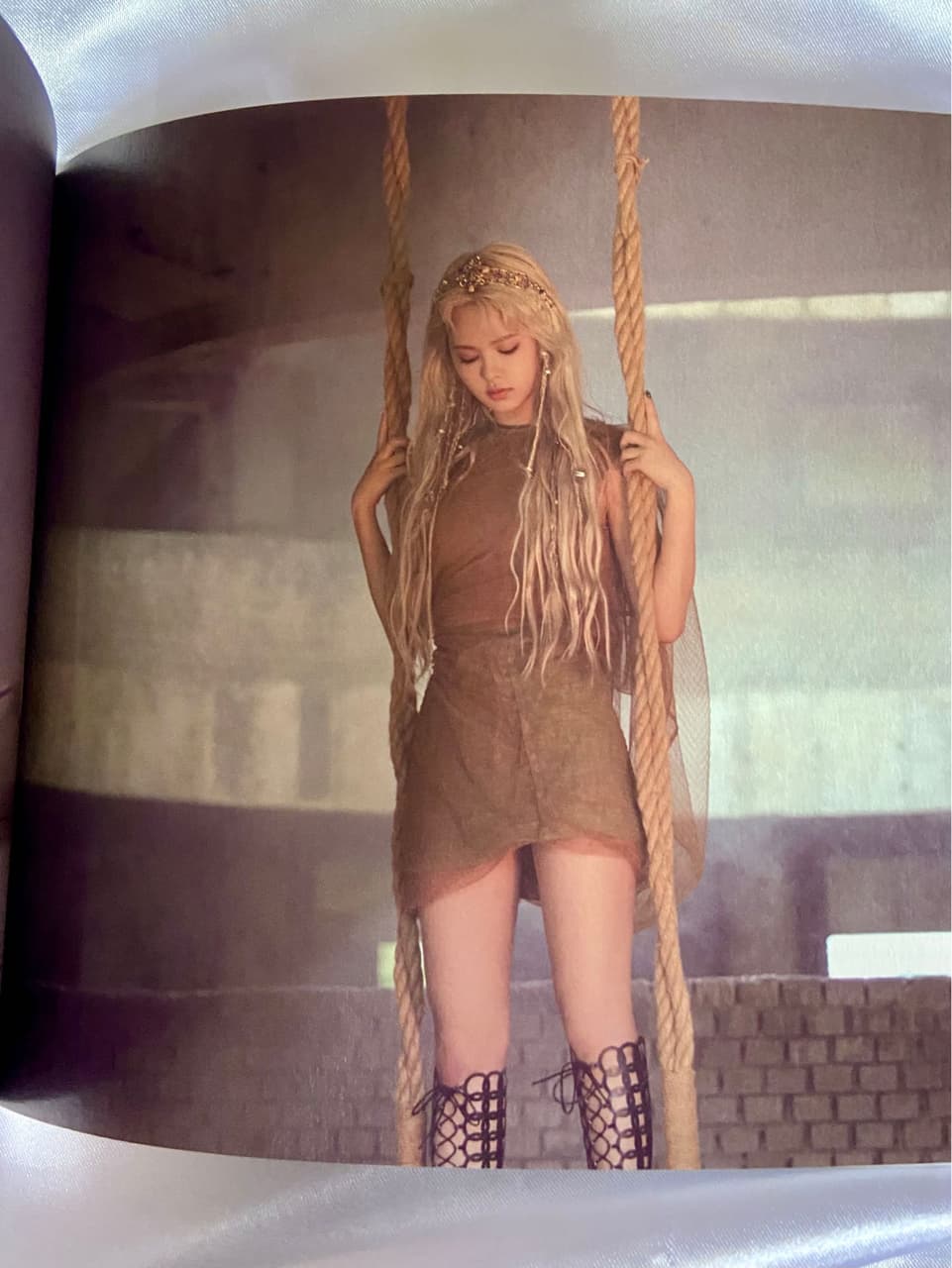 #分享 EVERGLOW歷屆專輯開箱 (上) - 追星板 | Dcard