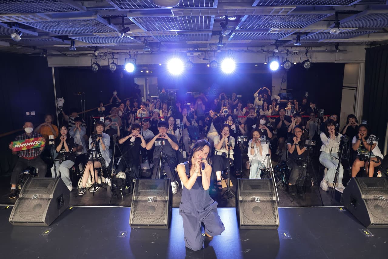 #集中討論 頌樂4/30（二）迷你二輯《𝐂𝐎𝐋𝐎𝐔𝐑𝐒》回歸 🎨 主打歌《𝗕𝘂𝘁 𝗜》MV及音源發布 - 追星板 | Dcard