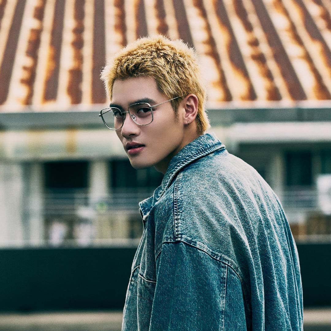 #分享 JINS 眼鏡學生證88折，時尚情侶眼鏡需擁有！ - 品牌商家 (@brand_selection) | Dcard