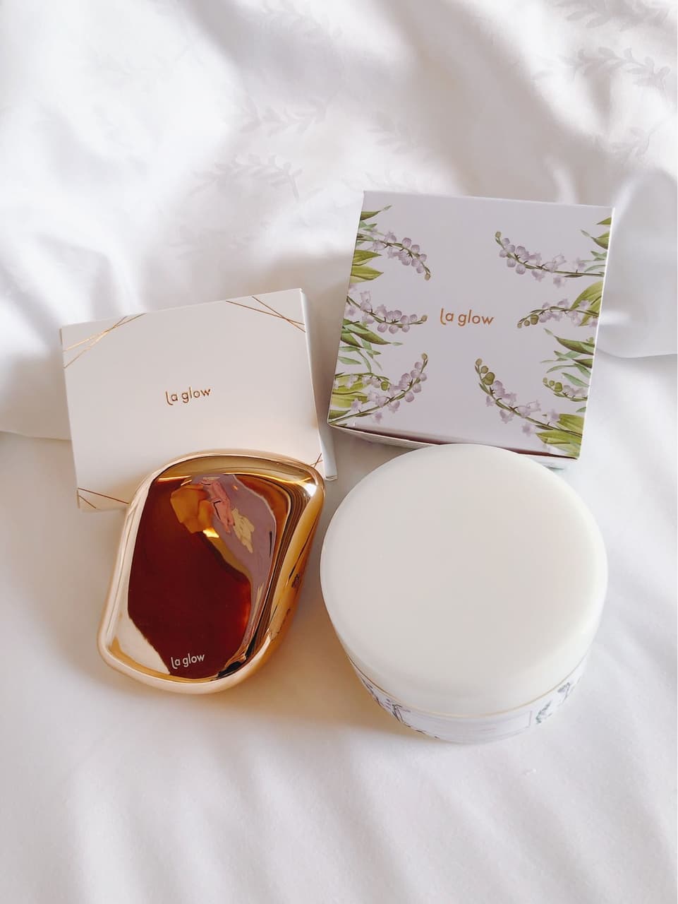 分享La glow 美足套組 深層修護嫩足霜+嫩足護理器 - 美妝板 | Dcard