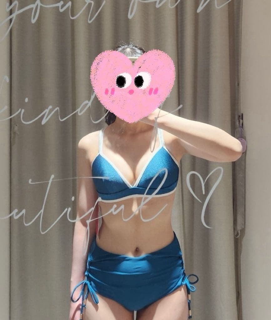 #幫挑 小C試穿人生第一件比基尼 - 穿搭板 | Dcard