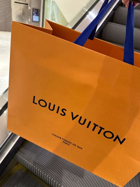 #分享 人生第一個精品包包！Carryall PM - 精品板 | Dcard