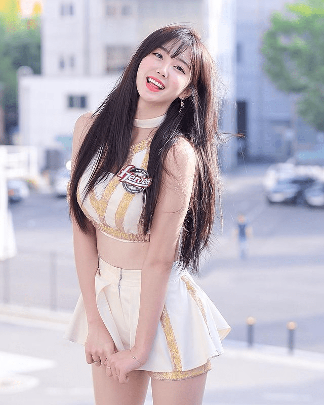 安芝儇終於要來台灣發展了！有沒有機會比李多慧還紅？ - 閒聊板 | Dcard